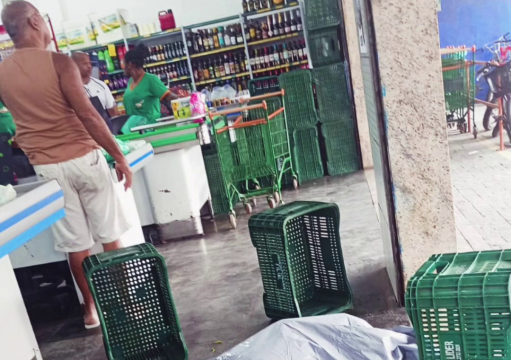 Homem morre após mal súbito dentro de supermercado em Campos - J3News